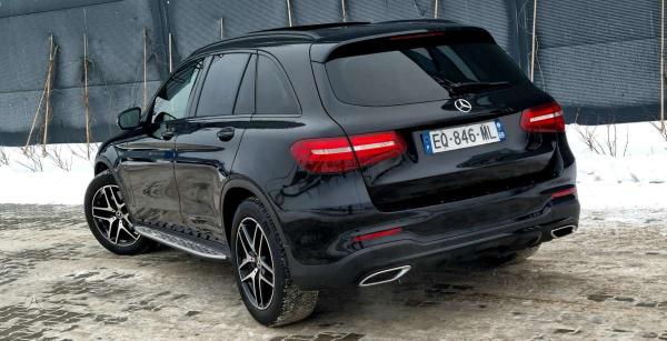 Black Mercedes-Benz GLC 250 2017 in Vilnius, with an engine capacity of 2.10 L and mileage of 237 thousand km for 18850 €, photo 9 on AUTOMOTO.COM.LV