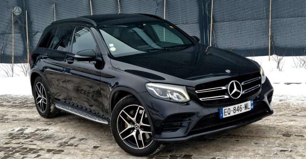 Black Mercedes-Benz GLC 250 2017 in Vilnius, with an engine capacity of 2.10 L and mileage of 237 thousand km for 18950 €, photo 10 on AUTOMOTO.COM.LV