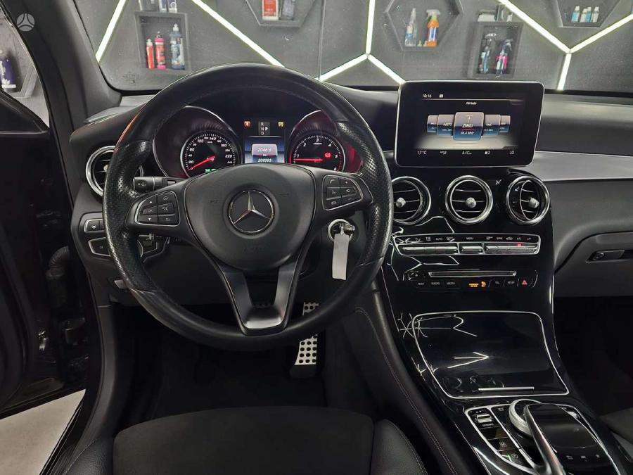 Melns Mercedes-Benz GLC 250 2017 Mažeikiai, ar dzinēja tilpumu 2.14 L un nobraukumu 210 tūkst. km par 21950 €, foto 26 vietnē AUTOMOTO.COM.LV