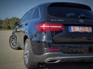Black Mercedes-Benz GLC 250 2017 in Riga, with an engine capacity of 2.20 L and mileage of 264 thousand km for 18100 €, photo 10 on AUTOMOTO.COM.LV