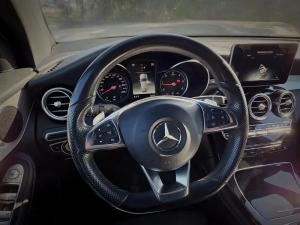Black Mercedes-Benz GLC 250 2017 in Riga, with an engine capacity of 2.20 L and mileage of 264 thousand km for 18100 €, photo 12 on AUTOMOTO.COM.LV