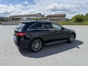 Black Mercedes-Benz GLC 250 2017 in Telschi, with an engine capacity of 2.14 L and mileage of 218 thousand km for 17999 €, photo 8 on AUTOMOTO.COM.LV