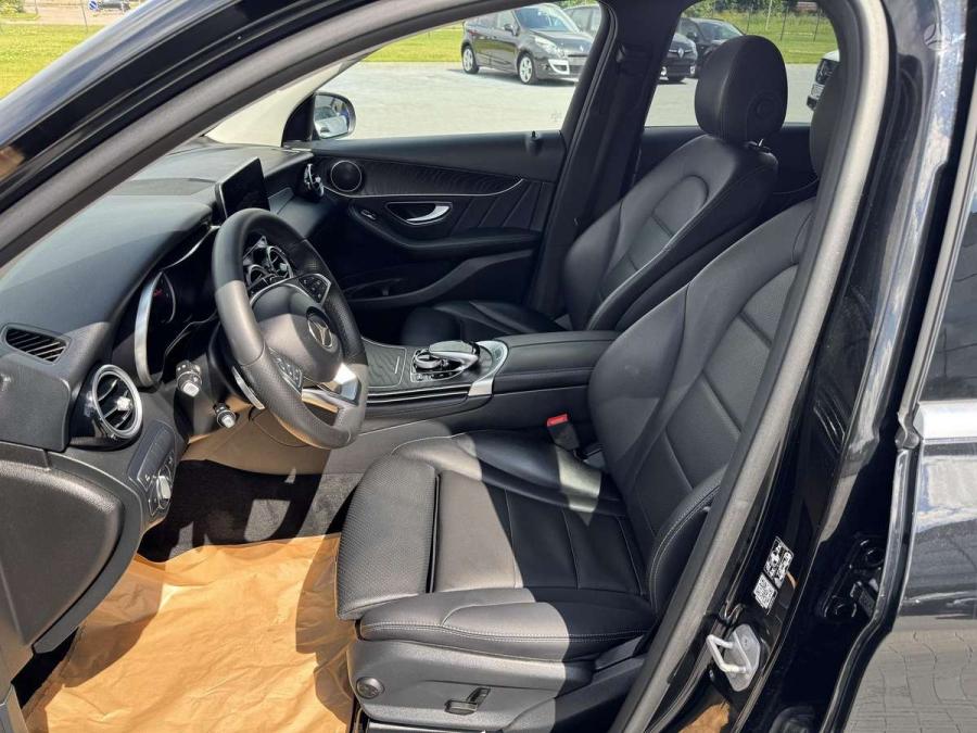 Black Mercedes-Benz GLC 250 2017 in Telschi, with an engine capacity of 2.14 L and mileage of 218 thousand km for 17999 €, photo 20 on AUTOMOTO.COM.LV