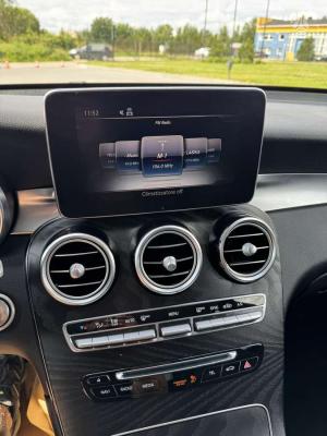 Black Mercedes-Benz GLC 250 2017 in Telschi, with an engine capacity of 2.14 L and mileage of 218 thousand km for 17999 €, photo 30 on AUTOMOTO.COM.LV