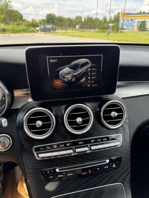 Black Mercedes-Benz GLC 250 2017 in Telschi, with an engine capacity of 2.14 L and mileage of 218 thousand km for 17999 €, photo 44 on AUTOMOTO.COM.LV