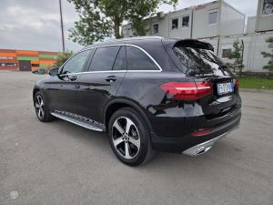 Melns Mercedes-Benz GLC 250 2017 Klaipėda, ar dzinēja tilpumu 2.14 L un nobraukumu 256 tūkst. km par 18100 €, foto 4 vietnē AUTOMOTO.COM.LV