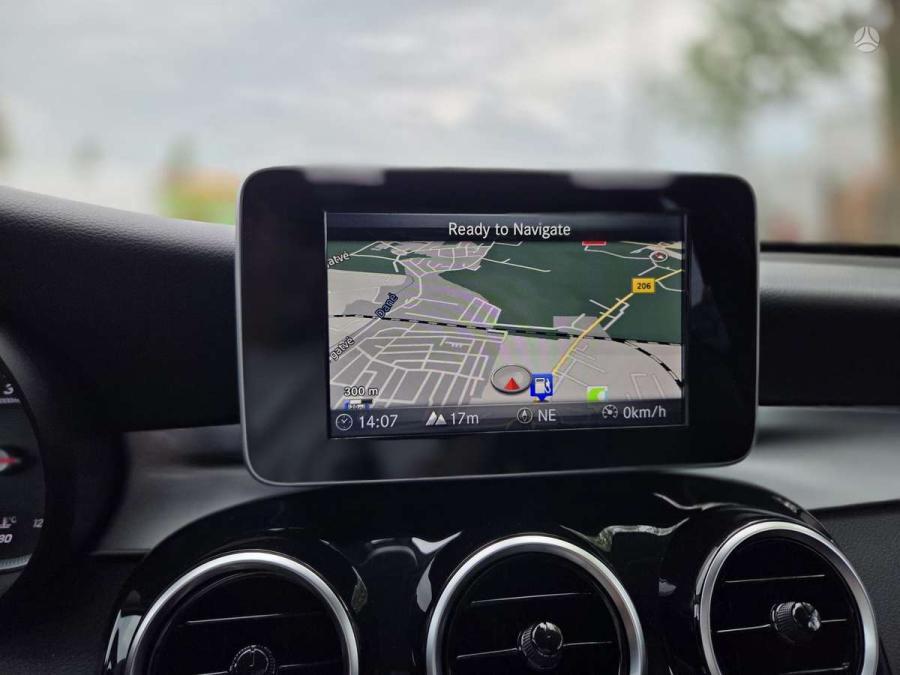 Melns Mercedes-Benz GLC 250 2017 Klaipėda, ar dzinēja tilpumu 2.14 L un nobraukumu 256 tūkst. km par 18100 €, foto 22 vietnē AUTOMOTO.COM.LV