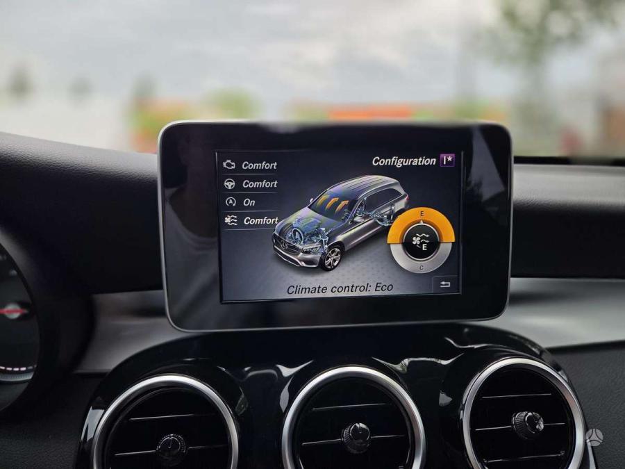 Melns Mercedes-Benz GLC 250 2017 Klaipėda, ar dzinēja tilpumu 2.14 L un nobraukumu 256 tūkst. km par 18100 €, foto 25 vietnē AUTOMOTO.COM.LV