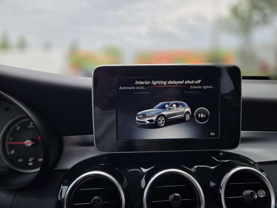 Melns Mercedes-Benz GLC 250 2017 Klaipėda, ar dzinēja tilpumu 2.14 L un nobraukumu 256 tūkst. km par 18100 €, foto 32 vietnē AUTOMOTO.COM.LV