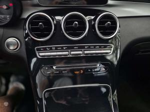 Melns Mercedes-Benz GLC 250 2017 Klaipėda, ar dzinēja tilpumu 2.14 L un nobraukumu 256 tūkst. km par 18100 €, foto 37 vietnē AUTOMOTO.COM.LV