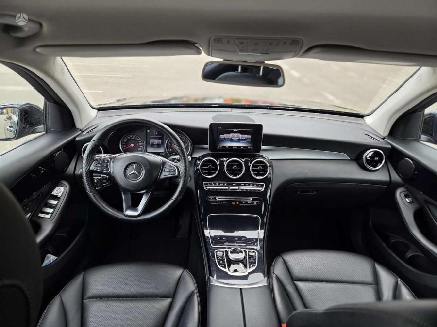Melns Mercedes-Benz GLC 250 2017 Klaipėda, ar dzinēja tilpumu 2.14 L un nobraukumu 256 tūkst. km par 18500 €, foto 10 vietnē AUTOMOTO.COM.LV