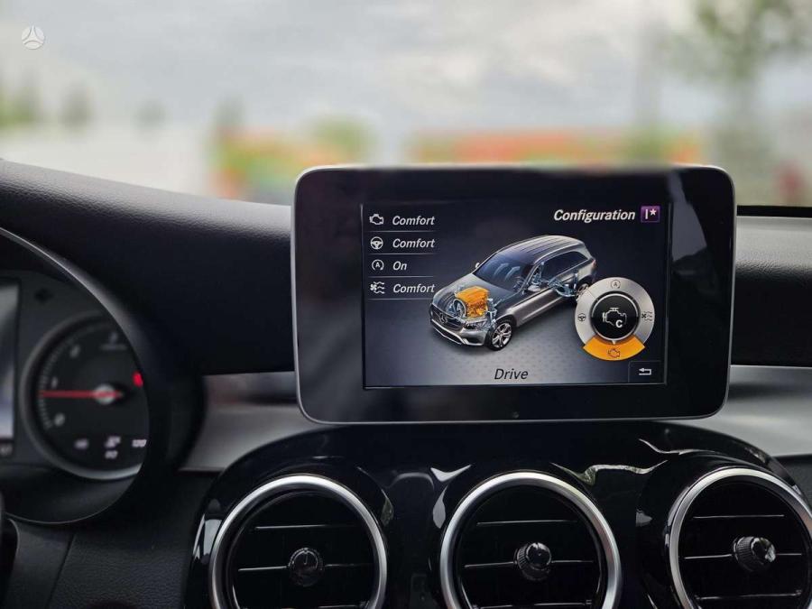 Melns Mercedes-Benz GLC 250 2017 Klaipėda, ar dzinēja tilpumu 2.14 L un nobraukumu 256 tūkst. km par 18500 €, foto 24 vietnē AUTOMOTO.COM.LV