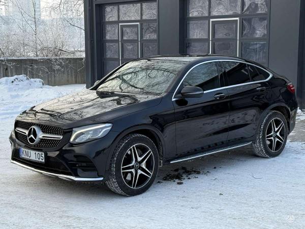 Melns Mercedes-Benz GLC 250 2018 Šauļi, ar dzinēja tilpumu 2.14 L un nobraukumu 100 tūkst. km par 31990 €, foto 1 vietnē AUTOMOTO.COM.LV