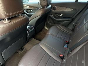 Melns Mercedes-Benz GLC 250 2018 Šauļi, ar dzinēja tilpumu 2.14 L un nobraukumu 100 tūkst. km par 31990 €, foto 17 vietnē AUTOMOTO.COM.LV