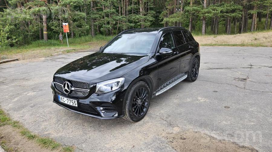 Melns Mercedes-Benz GLC 250 2018 Rīga, ar dzinēja tilpumu 2.50 L un nobraukumu 123 tūkst. km par 25650 €, foto 13 vietnē AUTOMOTO.COM.LV