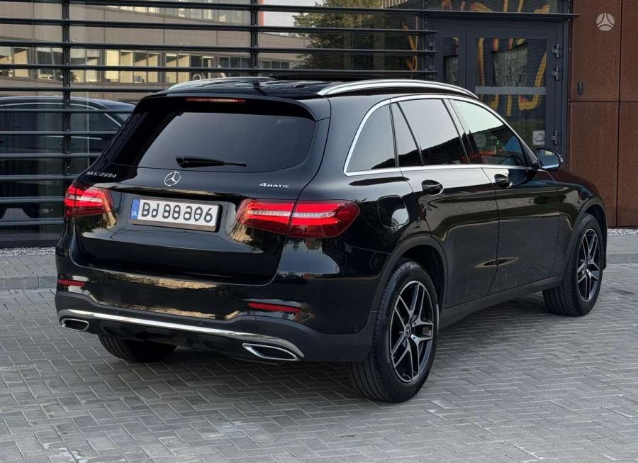 Melns Mercedes-Benz GLC 250 2018 Klaipėda, ar dzinēja tilpumu 2.14 L un nobraukumu 237 tūkst. km par 18800 €, foto 11 vietnē AUTOMOTO.COM.LV