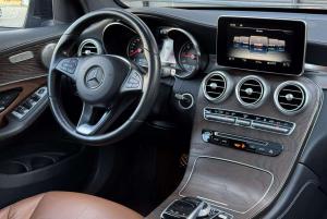 Melns Mercedes-Benz GLC 250 2018 Klaipėda, ar dzinēja tilpumu 2.14 L un nobraukumu 237 tūkst. km par 18800 €, foto 13 vietnē AUTOMOTO.COM.LV