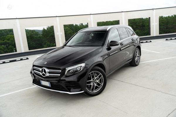 Black Mercedes-Benz GLC 250 2018 in Vilnius, with an engine capacity of 2.14 L and mileage of 319 thousand km for 14900 €, photo 1 on AUTOMOTO.COM.LV