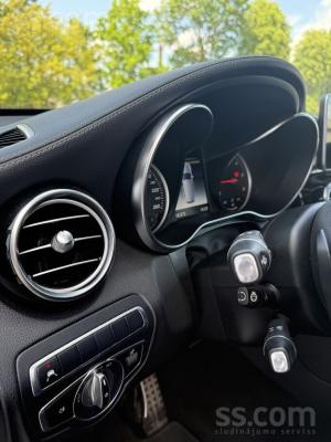Black Mercedes-Benz GLC 250 2019 in Riga, with an engine capacity of 2.20 L and mileage of 94 thousand km for 29500 €, photo 8 on AUTOMOTO.COM.LV