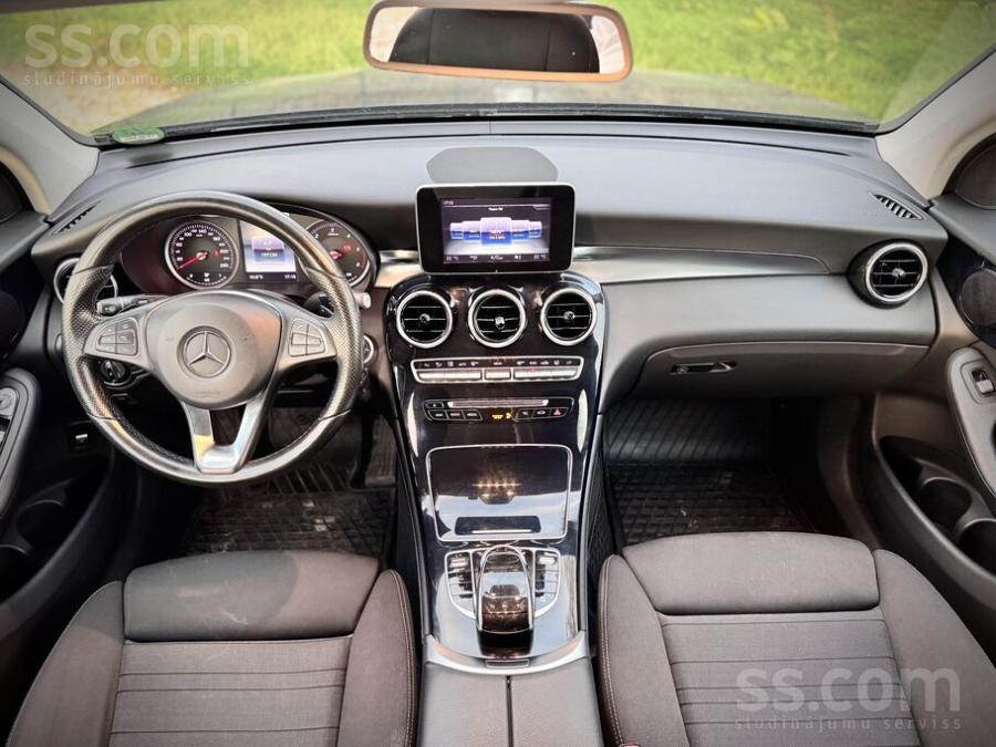 Zils Mercedes-Benz GLC 250 2016 Rīga, ar dzinēja tilpumu 2.20 L un nobraukumu 197 tūkst. km par 15450 €, foto 11 vietnē AUTOMOTO.COM.LV