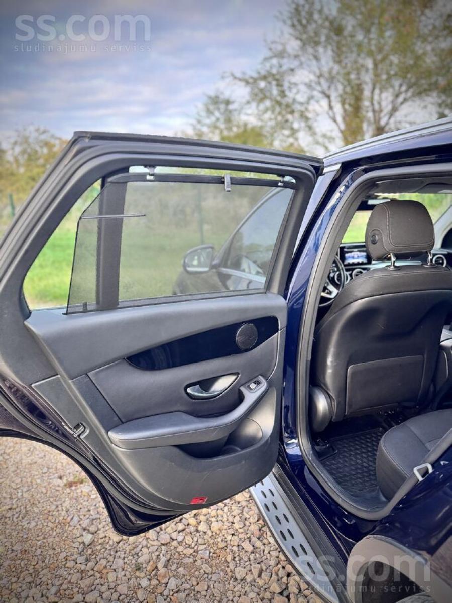 Zils Mercedes-Benz GLC 250 2016 Rīga, ar dzinēja tilpumu 2.20 L un nobraukumu 197 tūkst. km par 15450 €, foto 19 vietnē AUTOMOTO.COM.LV