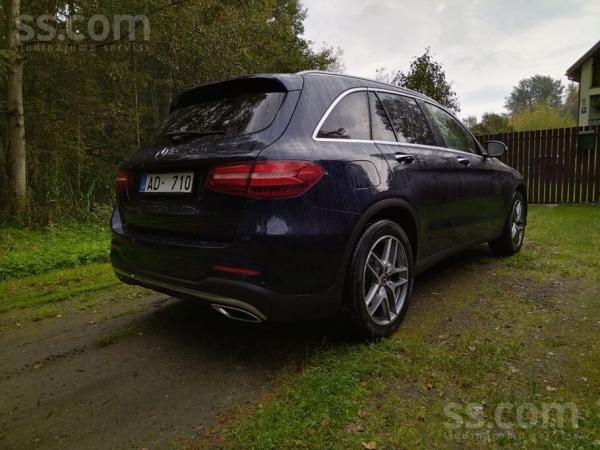 Blue Mercedes-Benz GLC 250 2017 in Riga, with an engine capacity of 2.20 L and mileage of 211 thousand km for 20300 €, photo 7 on AUTOMOTO.COM.LV
