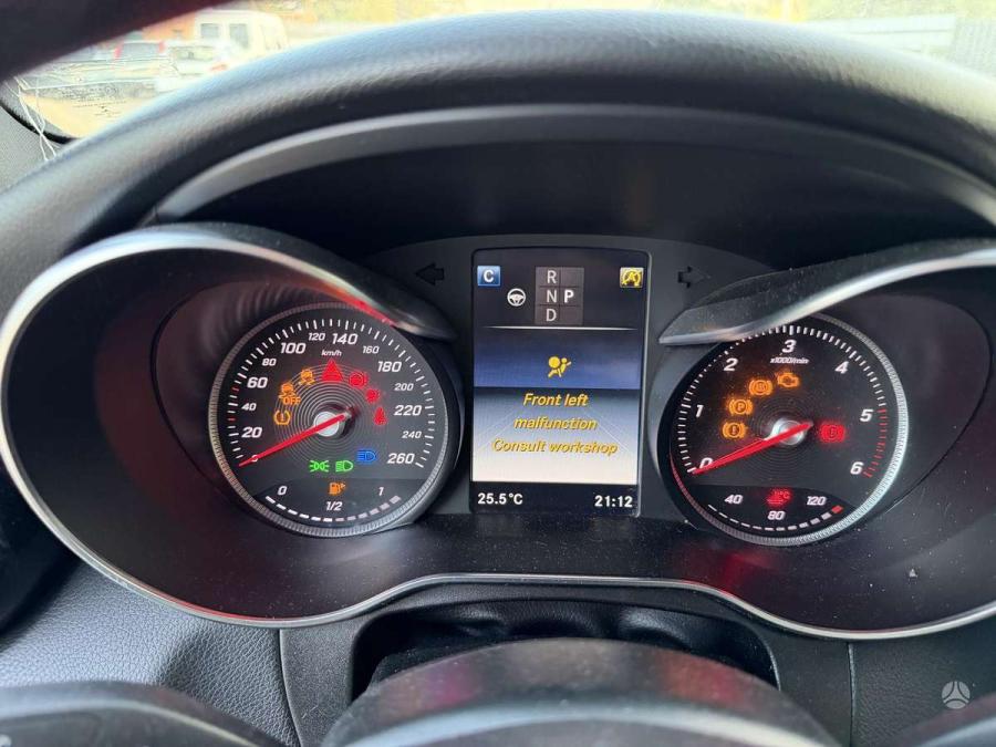 Zils Mercedes-Benz GLC 250 2017 Šauļi, ar dzinēja tilpumu 2.14 L un nobraukumu 402 tūkst. km par 7800 €, foto 20 vietnē AUTOMOTO.COM.LV