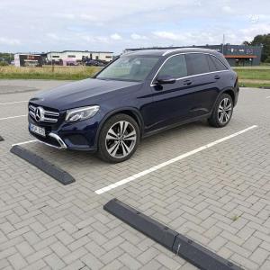 Blue Mercedes-Benz GLC 250 2019 in Klaipeda, with an engine capacity of 2.14 L and mileage of 303 thousand km for 19800 €, photo 3 on AUTOMOTO.COM.LV