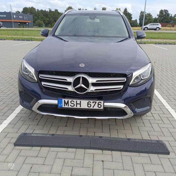 Zils Mercedes-Benz GLC 250 2019 Klaipėda, ar dzinēja tilpumu 2.14 L un nobraukumu 303 tūkst. km par 19800 €, foto 4 vietnē AUTOMOTO.COM.LV