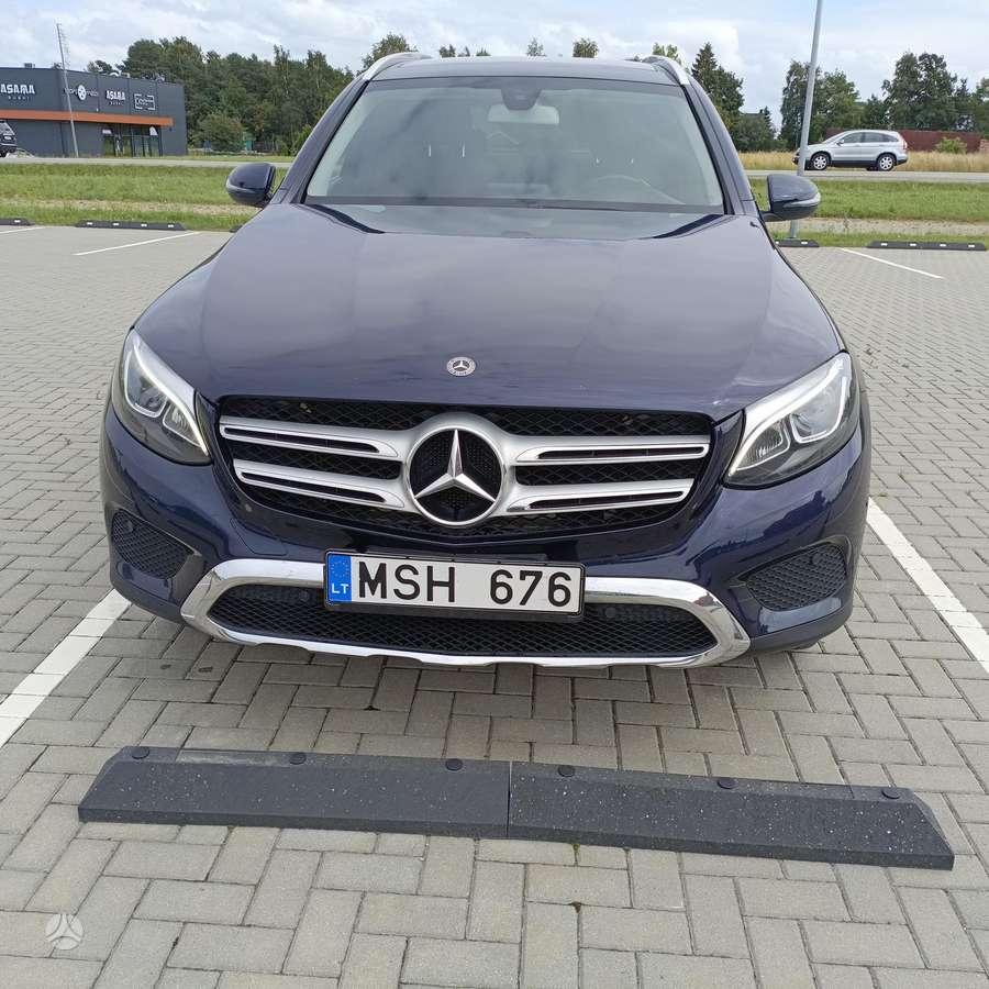 Blue Mercedes-Benz GLC 250 2019 in Klaipeda, with an engine capacity of 2.14 L and mileage of 303 thousand km for 19800 €, photo 5 on AUTOMOTO.COM.LV