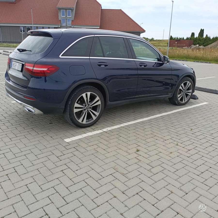 Blue Mercedes-Benz GLC 250 2019 in Klaipeda, with an engine capacity of 2.14 L and mileage of 303 thousand km for 19800 €, photo 8 on AUTOMOTO.COM.LV