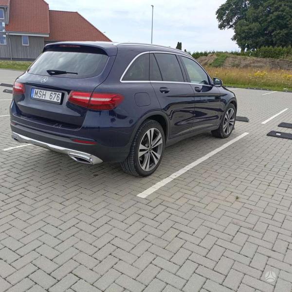 Zils Mercedes-Benz GLC 250 2019 Klaipėda, ar dzinēja tilpumu 2.14 L un nobraukumu 303 tūkst. km par 19800 €, foto 8 vietnē AUTOMOTO.COM.LV