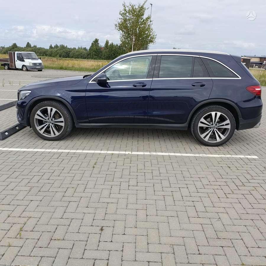 Blue Mercedes-Benz GLC 250 2019 in Klaipeda, with an engine capacity of 2.14 L and mileage of 303 thousand km for 19800 €, photo 12 on AUTOMOTO.COM.LV