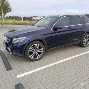 Blue Mercedes-Benz GLC 250 2019 in Klaipeda, with an engine capacity of 2.14 L and mileage of 303 thousand km for 19800 €, photo 13 on AUTOMOTO.COM.LV