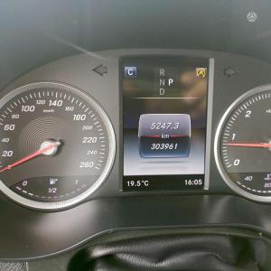 Blue Mercedes-Benz GLC 250 2019 in Klaipeda, with an engine capacity of 2.14 L and mileage of 303 thousand km for 19800 €, photo 28 on AUTOMOTO.COM.LV