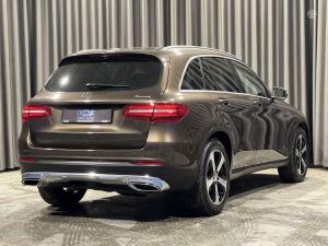 Brūns Mercedes-Benz GLC 250 2016 Marijampole, ar dzinēja tilpumu 2.14 L un nobraukumu 130 tūkst. km par 22450 €, foto 9 vietnē AUTOMOTO.COM.LV