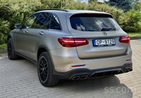 Brown Mercedes-Benz GLC 250 2016 in Riga, with an engine capacity of 2.20 L and mileage of 299 thousand km for 14750 €, photo 5 on AUTOMOTO.COM.LV