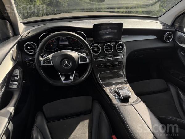Brown Mercedes-Benz GLC 250 2016 in Riga, with an engine capacity of 2.20 L and mileage of 299 thousand km for 14750 €, photo 7 on AUTOMOTO.COM.LV