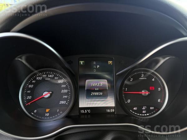 Brown Mercedes-Benz GLC 250 2016 in Riga, with an engine capacity of 2.20 L and mileage of 299 thousand km for 14750 €, photo 9 on AUTOMOTO.COM.LV