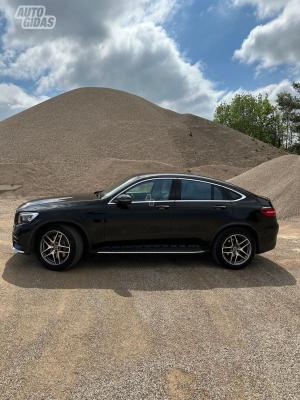 Mercedes-Benz GLC 250 2018 in Vilnius, with an engine capacity of 2.10 L and mileage of 171 thousand km for 26500 €, photo  on AUTOMOTO.COM.LV