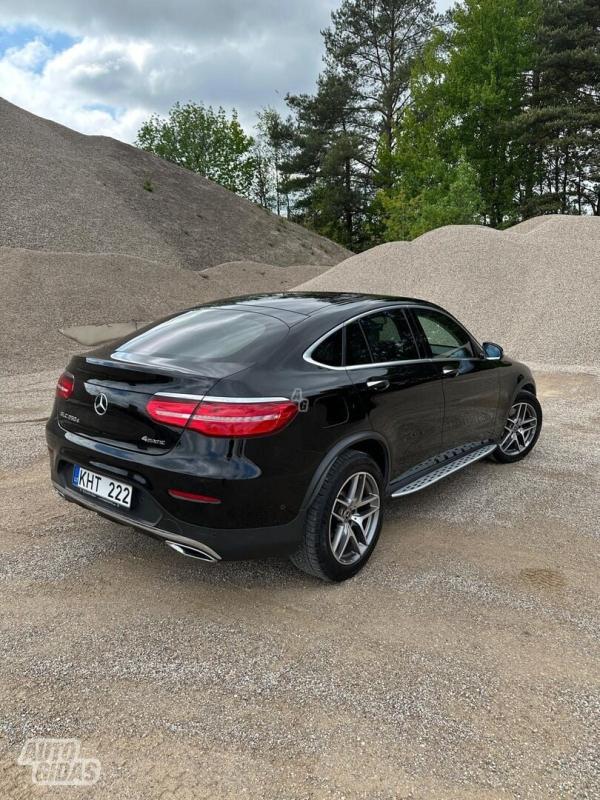 Mercedes-Benz GLC 250 2018 in Vilnius, with an engine capacity of 2.10 L and mileage of 171 thousand km for 26500 €, photo 4 on AUTOMOTO.COM.LV
