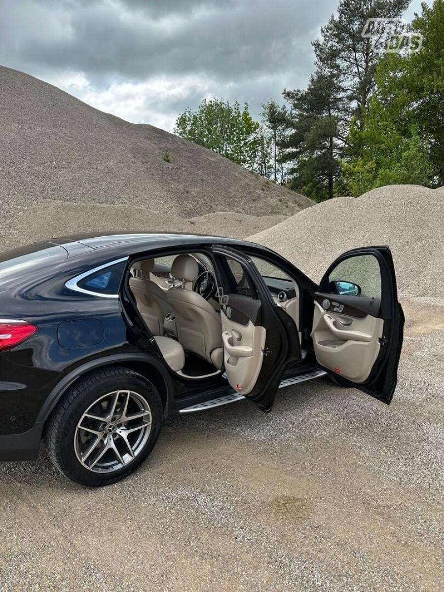 Mercedes-Benz GLC 250 2018 in Vilnius, with an engine capacity of 2.10 L and mileage of 171 thousand km for 26500 €, photo 6 on AUTOMOTO.COM.LV