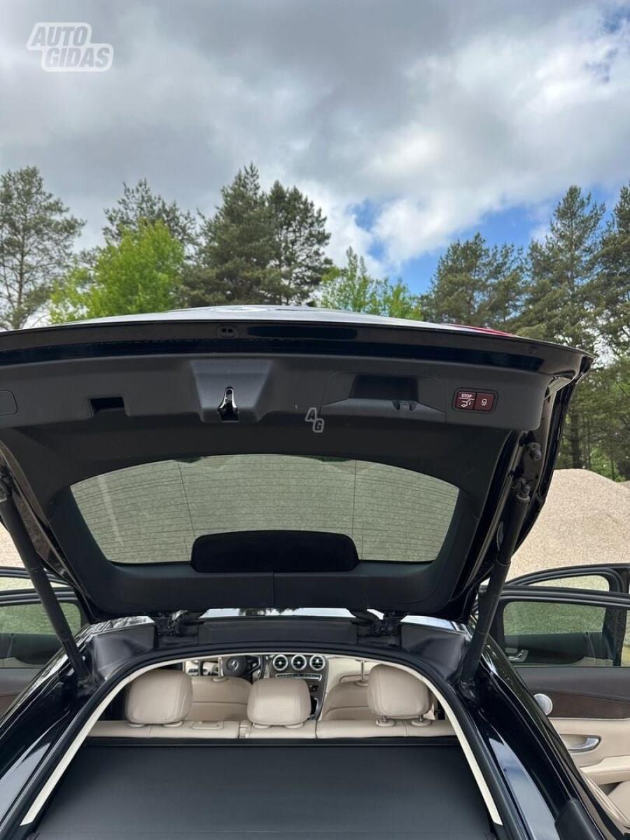 Mercedes-Benz GLC 250 2018 in Vilnius, with an engine capacity of 2.10 L and mileage of 171 thousand km for 26500 €, photo 13 on AUTOMOTO.COM.LV