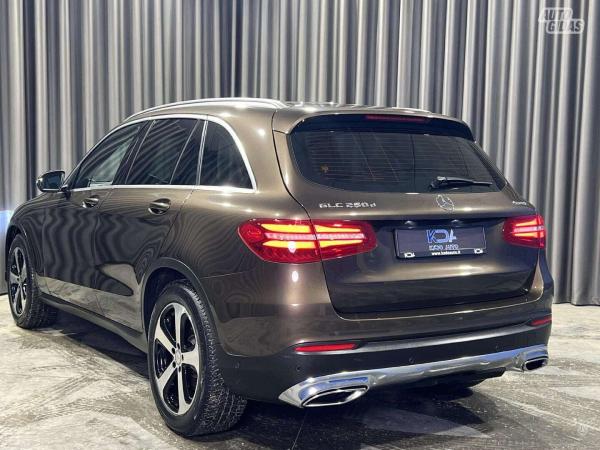 Mercedes-Benz GLC 250 2016 Marijampole, ar dzinēja tilpumu 2.10 L un nobraukumu 130 tūkst. km par 20950 €, foto 8 vietnē AUTOMOTO.COM.LV