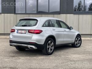 Mercedes-Benz GLC 250 2016 in Riga, with an engine capacity of 2.20 L and mileage of 245 thousand km for 18990 €, photo 5 on AUTOMOTO.COM.LV