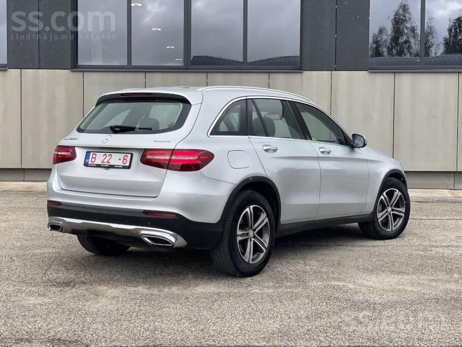 Mercedes-Benz GLC 250 2016 in Riga, with an engine capacity of 2.20 L and mileage of 245 thousand km for 18990 €, photo 5 on AUTOMOTO.COM.LV