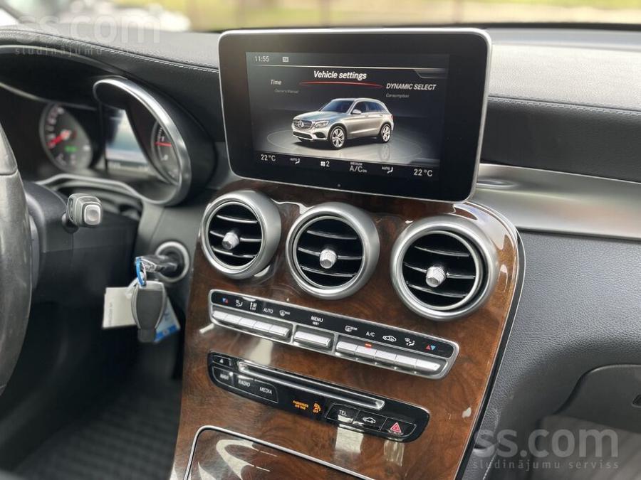 Mercedes-Benz GLC 250 2016 in Riga, with an engine capacity of 2.20 L and mileage of 245 thousand km for 18990 €, photo 16 on AUTOMOTO.COM.LV