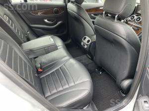 Mercedes-Benz GLC 250 2016 in Riga, with an engine capacity of 2.20 L and mileage of 245 thousand km for 18990 €, photo 17 on AUTOMOTO.COM.LV