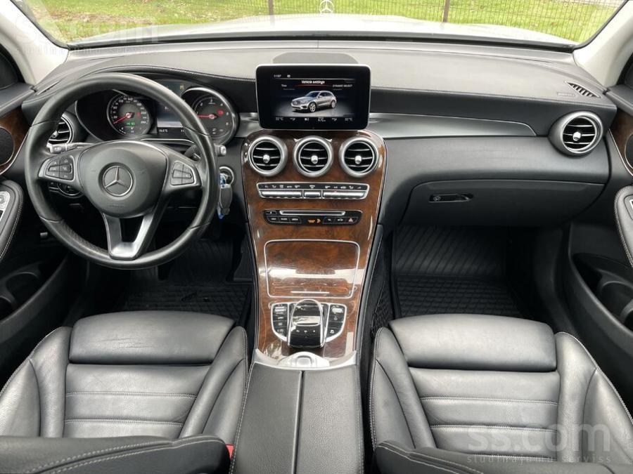 Mercedes-Benz GLC 250 2016 in Riga, with an engine capacity of 2.20 L and mileage of 245 thousand km for 18990 €, photo 19 on AUTOMOTO.COM.LV
