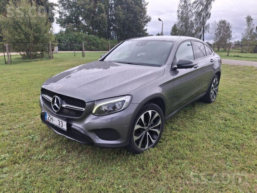Pelēks Mercedes-Benz GLC 250 2018 Valmiera, ar dzinēja tilpumu 2.20 L un nobraukumu 214 tūkst. km par 26990 €, foto 1 vietnē AUTOMOTO.COM.LV